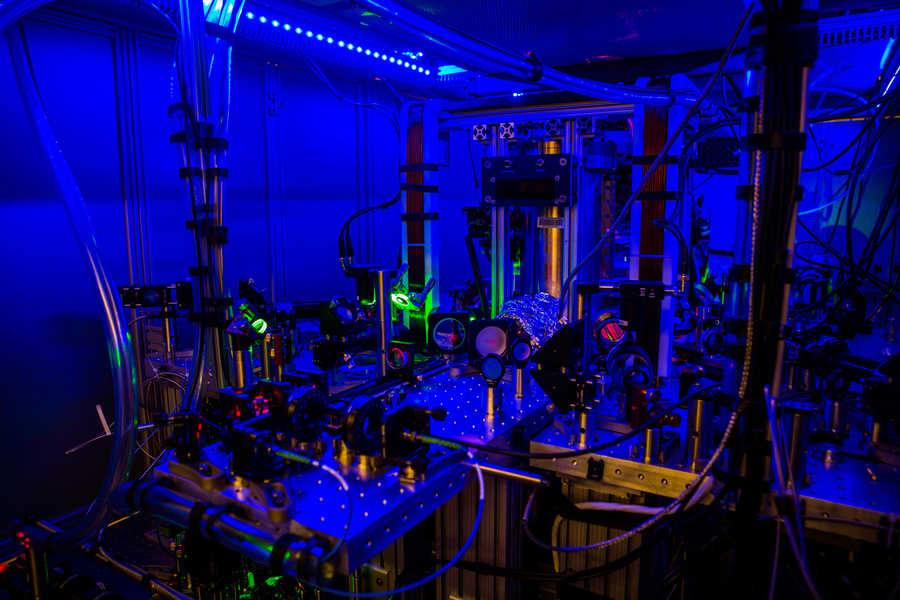 Ultracold Atoms Reveal A New Type Of Quantum Magnetic Behavior Mit