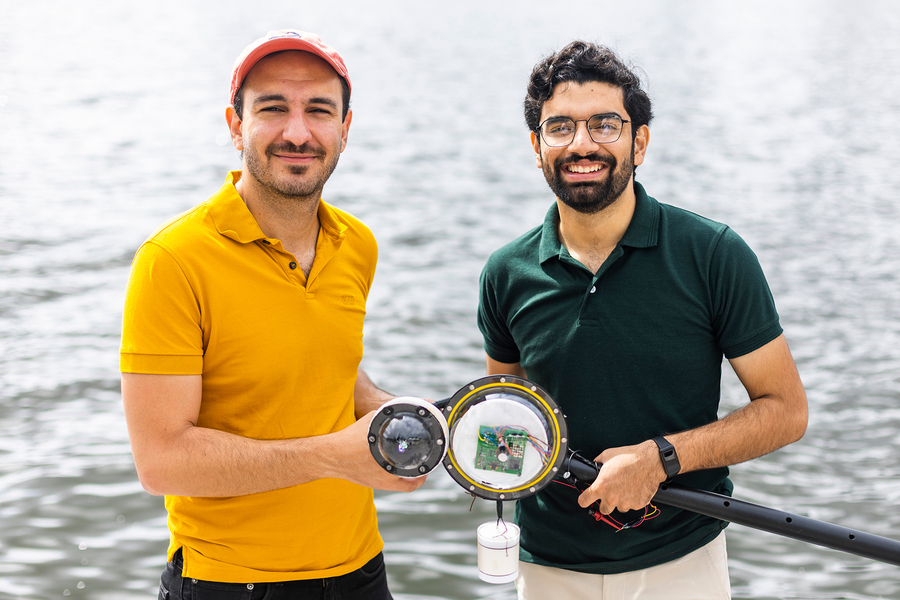 MIT engineers build a battery-free, wireless underwater camera | MIT ... MIT engineers build a battery-free, wireless underwater camera | MIT ...